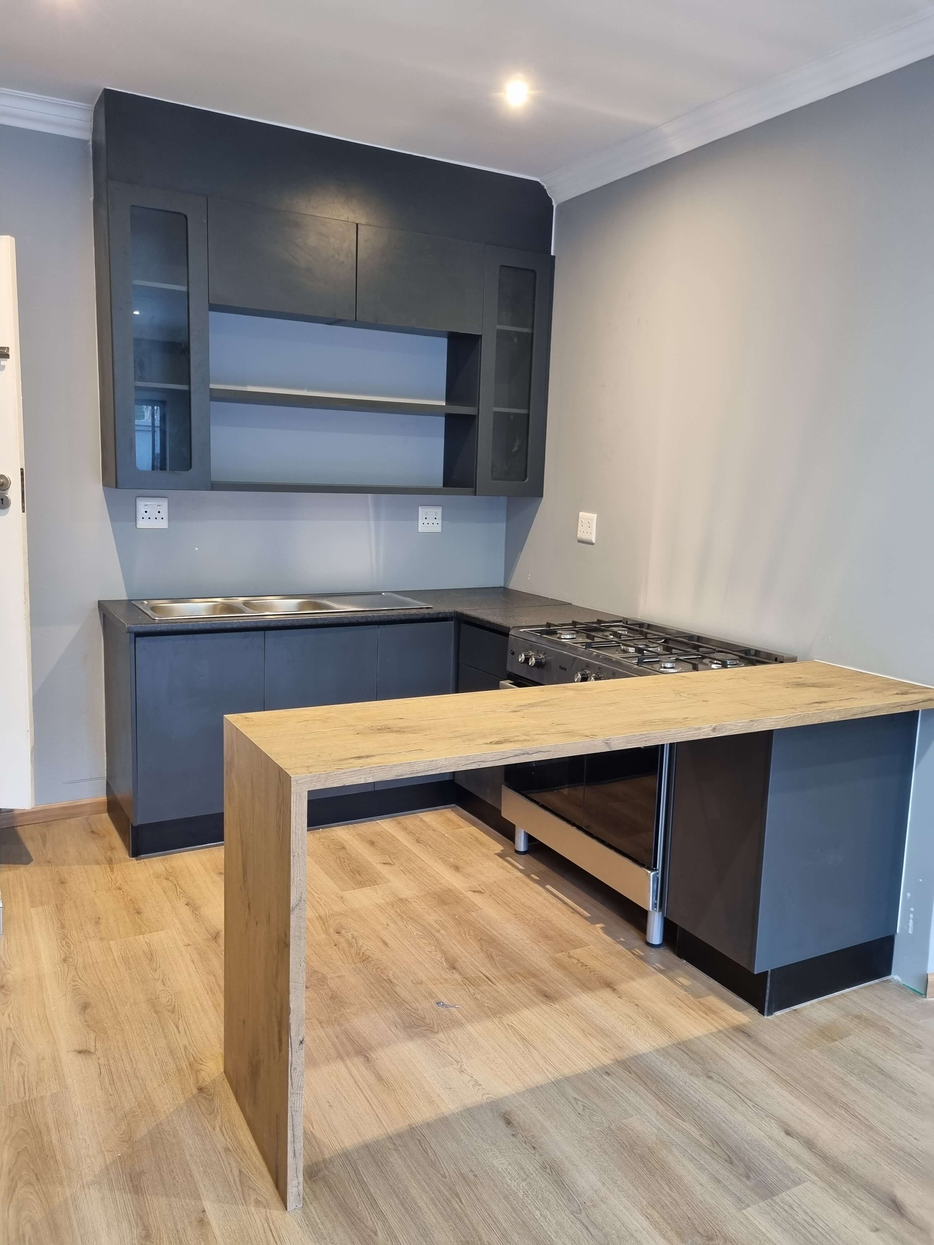 Modern and Built-In Kitchen Cupboards | GP Kitchens